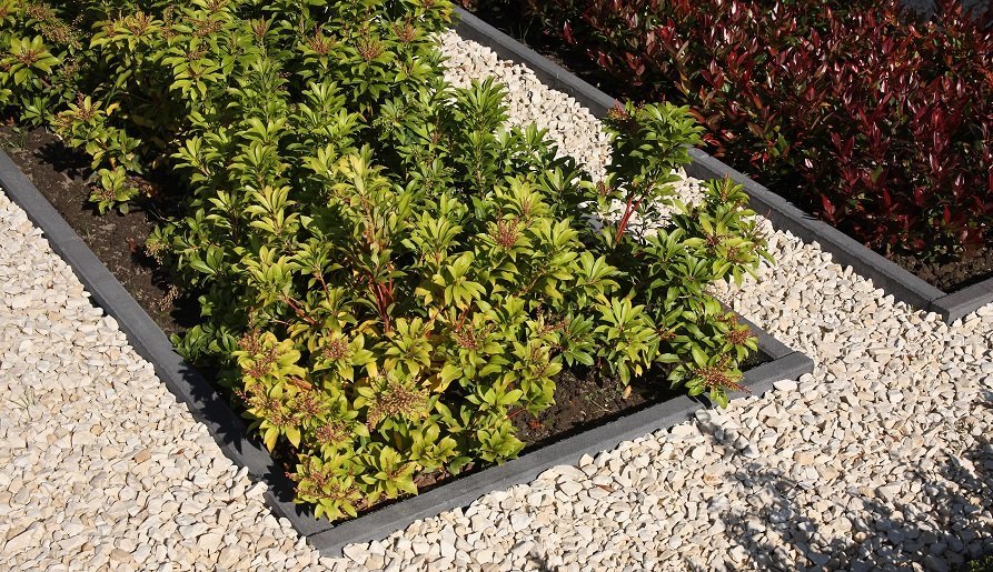 Randsteine setzen - Wie es geht und was zu beachten ist | kemmler.de